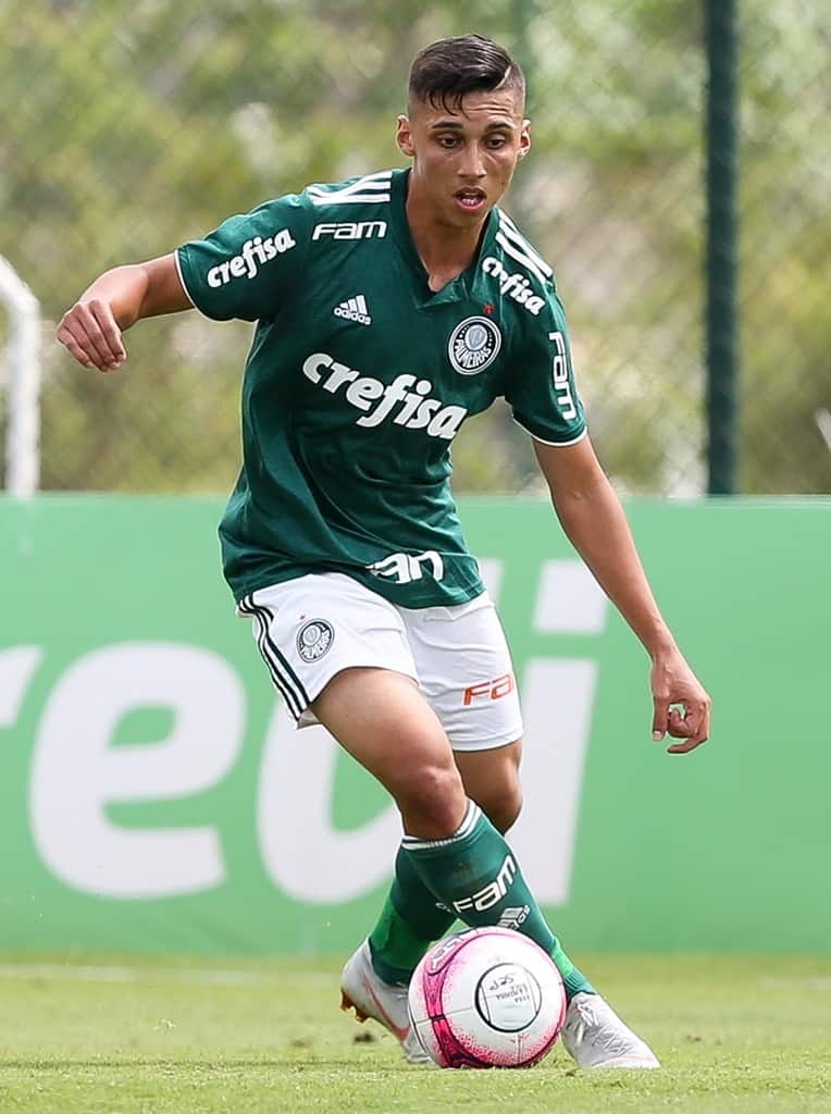 Com Guilherme Vieira titular, Palmeiras bate a Ponte Preta e está na ...