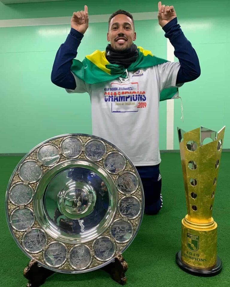 Na primeira temporada no Yokohama Marinos, Edigar Junio conquista ...